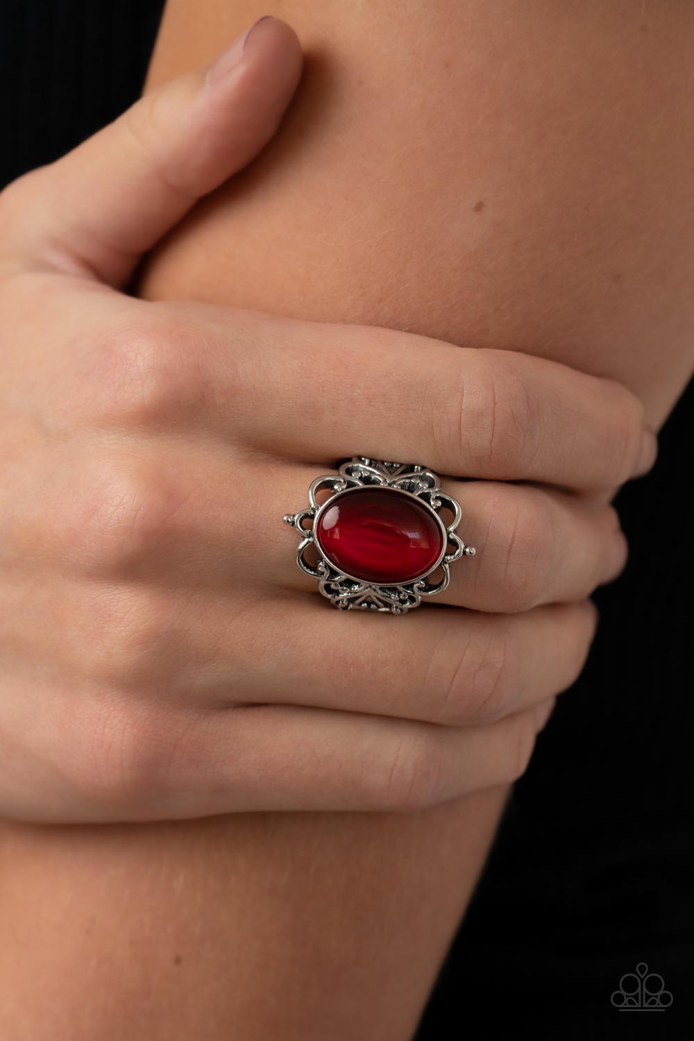 Radiantly Reminiscent - Red – 3D Jewelz